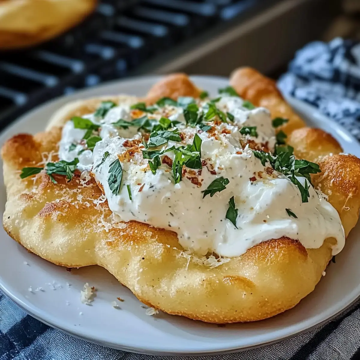 Perfekte Langos aus der Heißluftfritteuse – knusprig und lecker